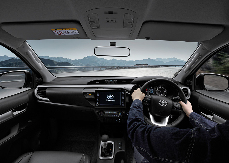 Hilux Revo Prerunner and 4x4