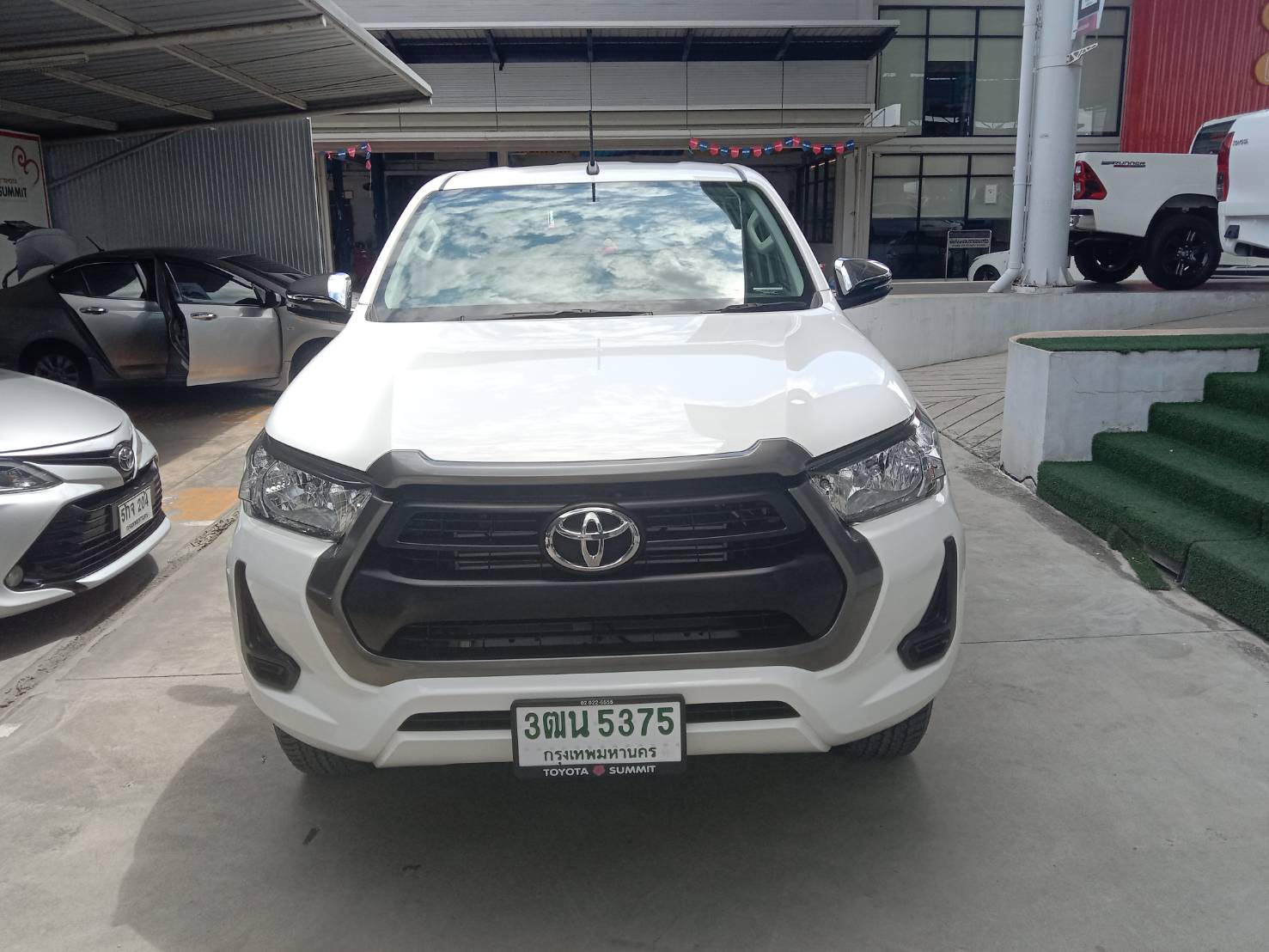 REVO SMART CAB 2.4 Entry Pre A/T